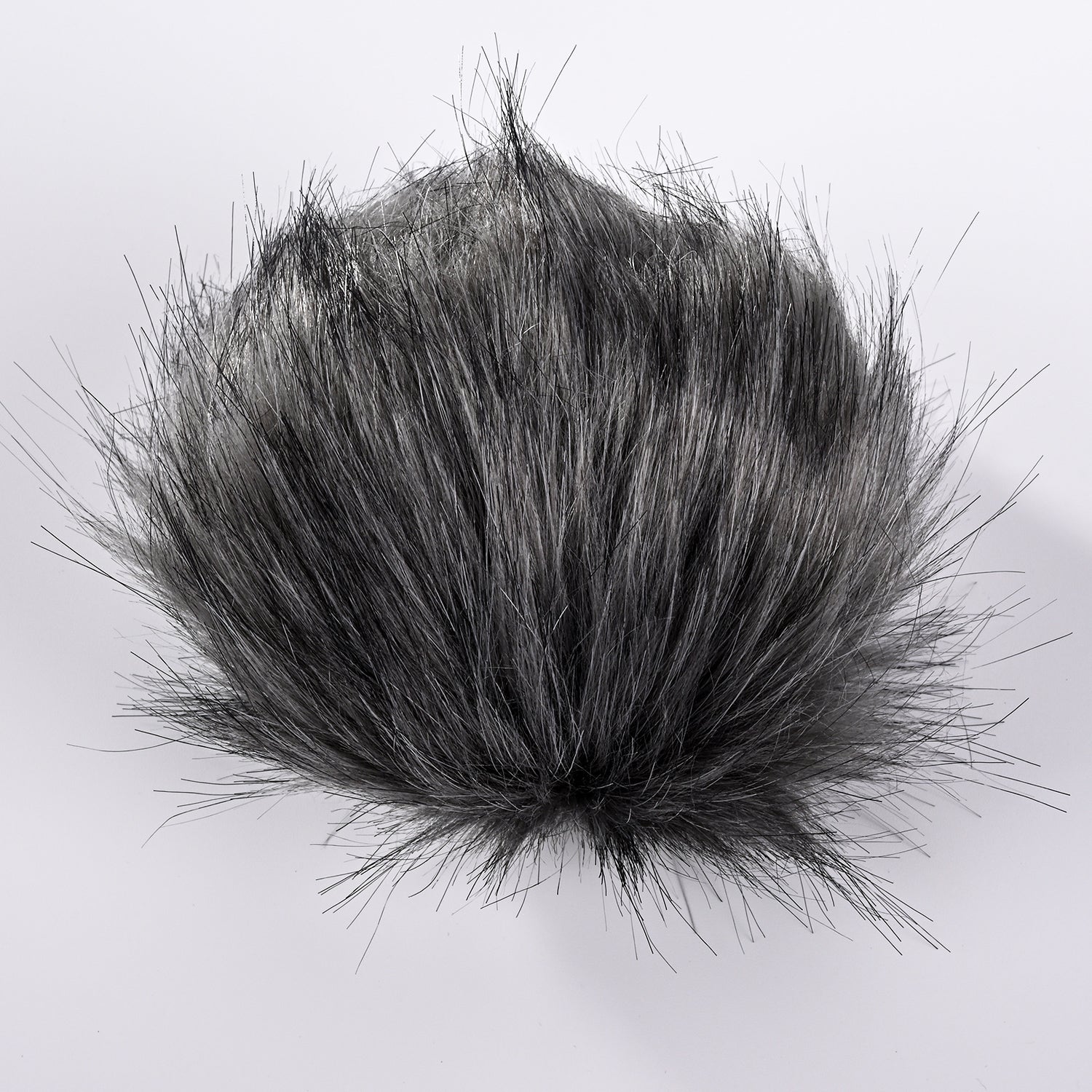 Onyx Pom Pom – Coley Craft